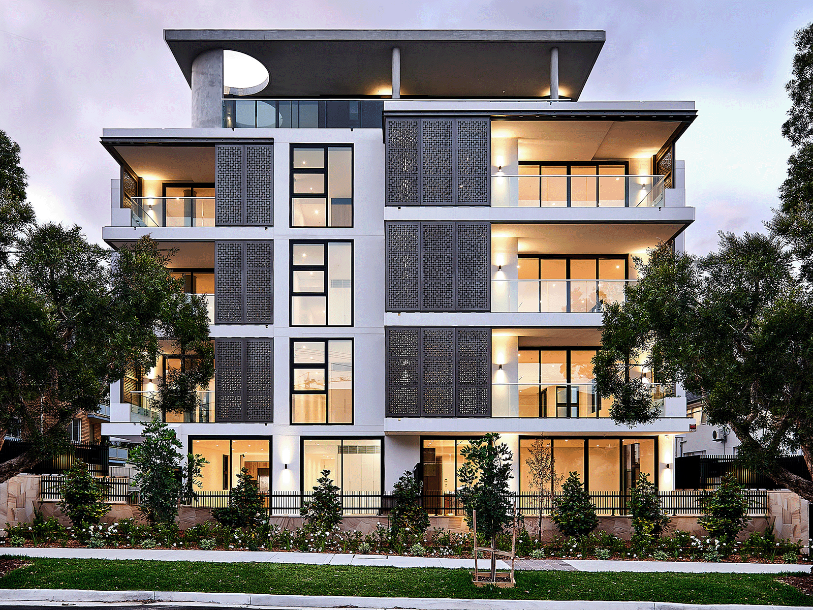 Orosi Apartments - Architectural Window Systems